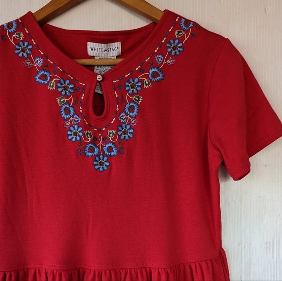 Vintage | Dresses | Vintage Embroidered Flower Red House Dress | Poshmark